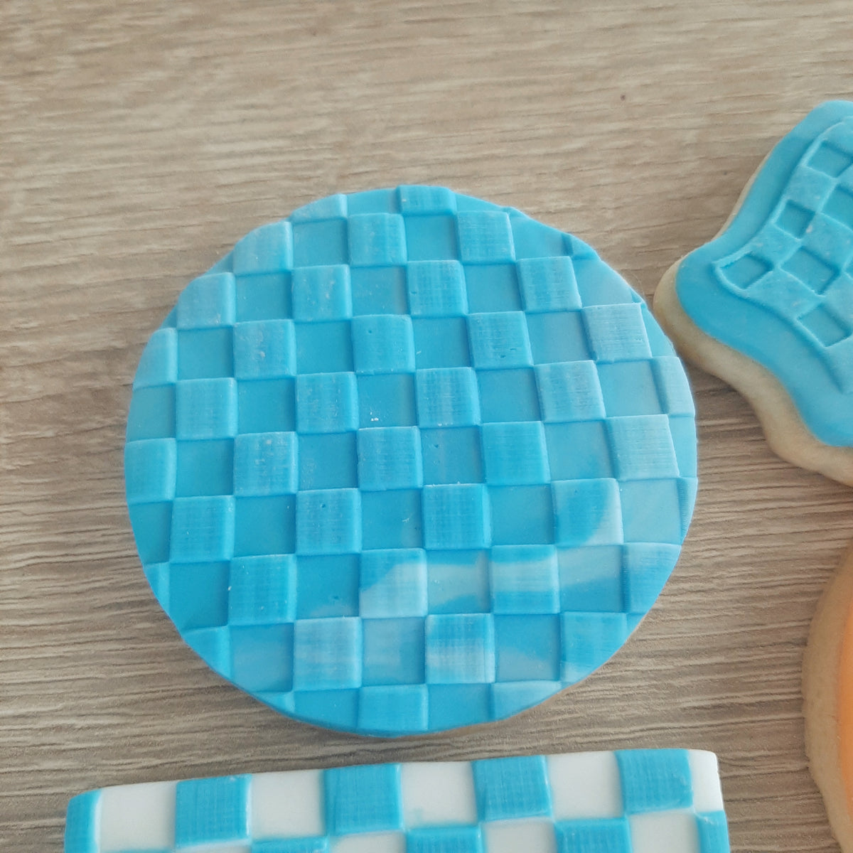 Checkerboard Pattern Raised Acrylic Fondant Stamp – Little Monkey NZ