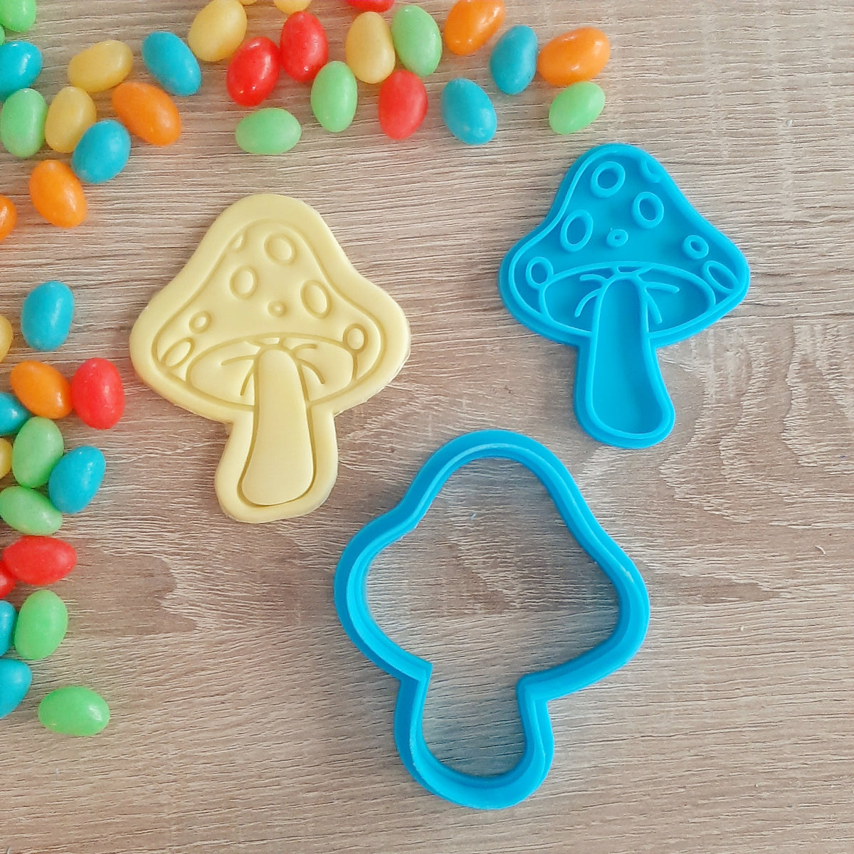 Toadstool Cookie Cutter & Fondant Stamp – Little Monkey NZ